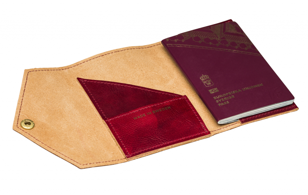 Trapani Passport Cover Cognac – P.A.P Sweden – cover what you care for
